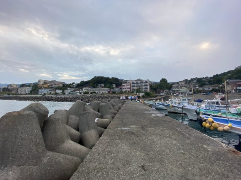 【神奈川県湯河原町】『福浦漁港』の海釣りガイド（釣れる魚・駐車場・トイレ）｜関東釣りwalker