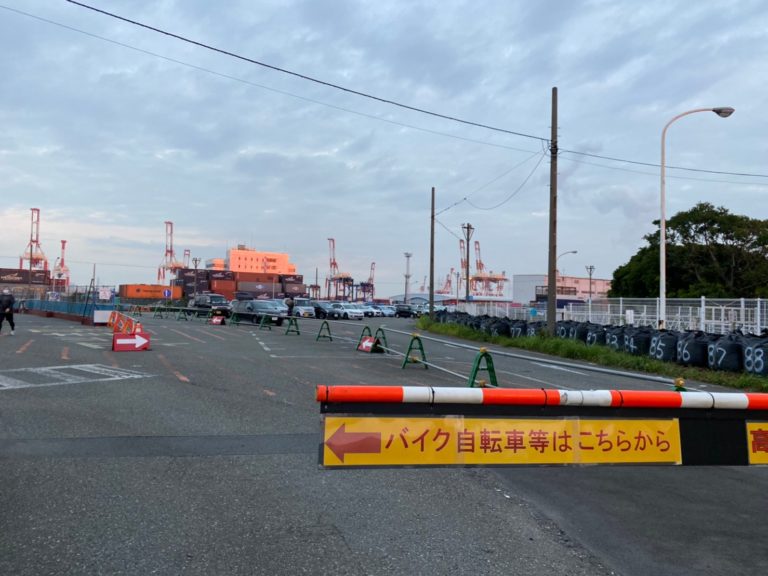 【神奈川県横浜市】『本牧海づり施設』の海釣りガイド（釣れる魚・駐車場・トイレ）｜関東釣りwalker