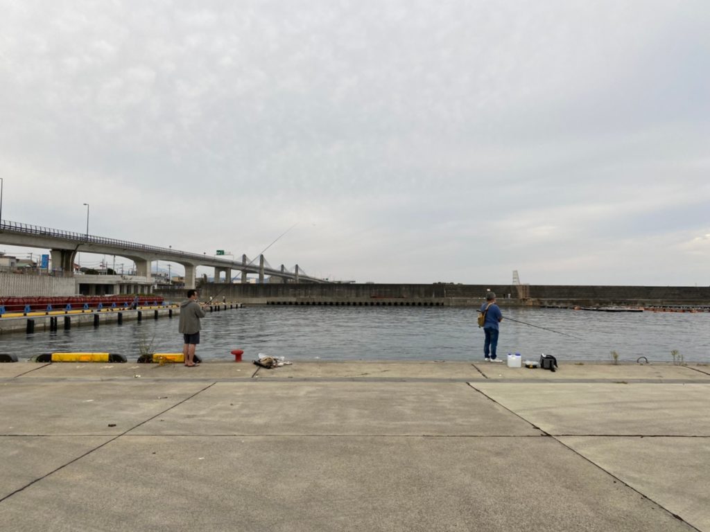 【神奈川県小田原市】『早川港・小田原港』の海釣りガイド（釣れる魚・駐車場・トイレ）｜関東釣りwalker