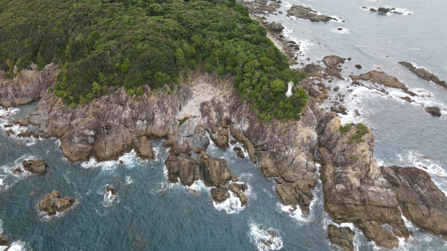 【和歌山県すさみ町】『江須崎|えすざき』の海釣りガイド(釣れる魚・駐車場・トイレ)|和歌山釣りwalker