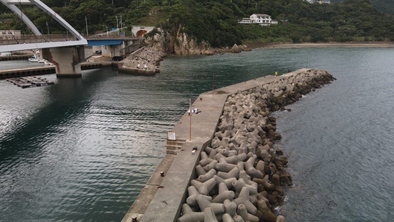 【和歌山県由良町】『戸津井魚港:とついぎょこう』の海釣りガイド(釣れる魚・駐車場・トイレ)|和歌山釣りwalker