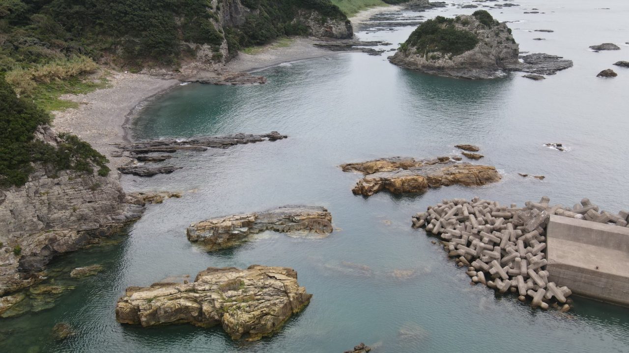 【和歌山県串本町】『有田漁港』の海釣りガイド(釣れる魚・駐車場・トイレ)|和歌山釣りwalker