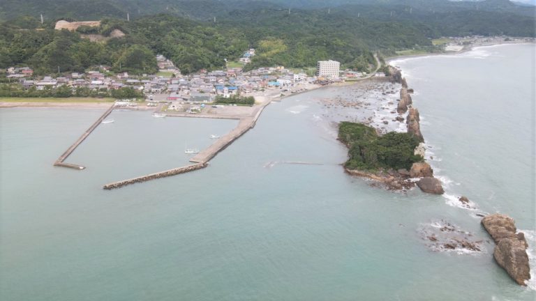 【和歌山県串本町】『橋杭岩|はしぐいいわ』の海釣りガイド(釣れる魚・駐車場・トイレ)|和歌山釣りwalker