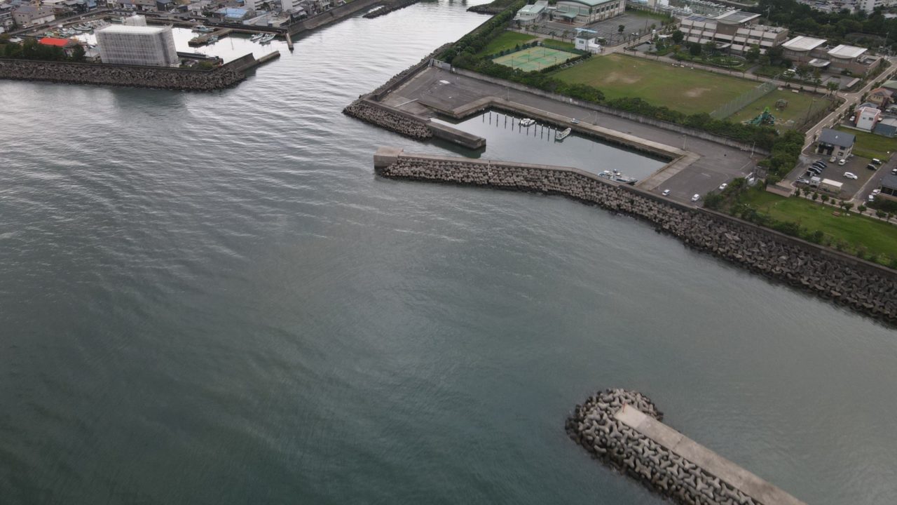【和歌山県広川町】『湯浅広港・ふれあいけんこう公園』のおすすめ海釣りガイド（釣れる魚・駐車場・渡し船）｜和歌山釣りwalker