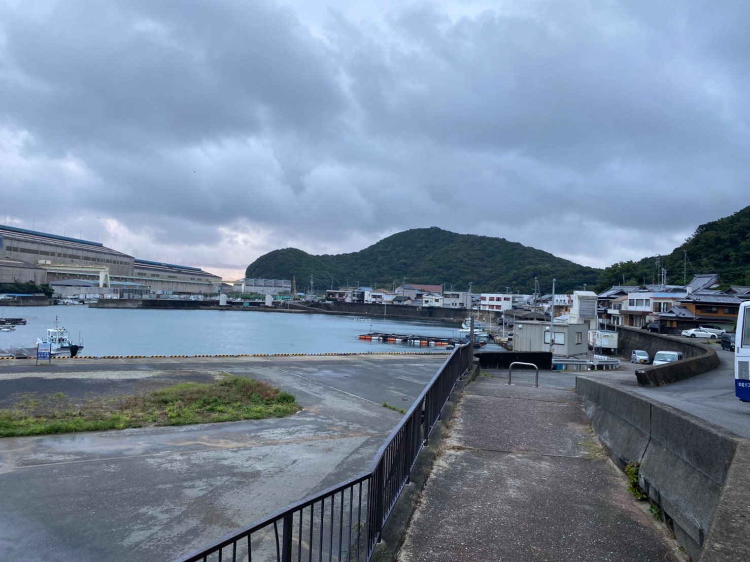 【和歌山県由良町】『神谷漁港』の海釣りガイド(釣れる魚・駐車場・渡し船)|和歌山釣りwalker