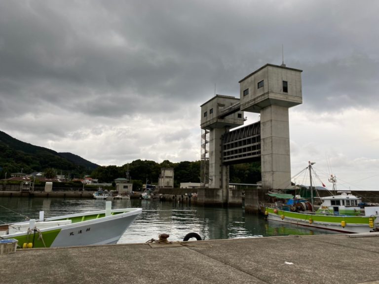 【和歌山県広川町】『唐尾魚港｜かろぎょこう』のおすすめ海釣りガイド（釣れる魚・駐車場・渡し船）｜和歌山釣りwalker