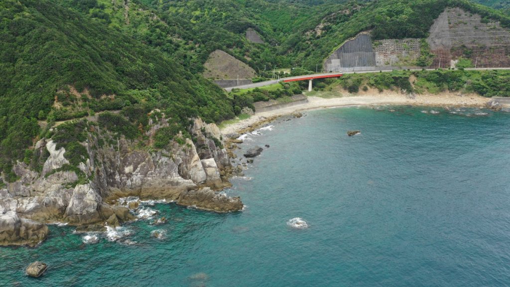 【和歌山県すさみ町】『恋人岬・オオバエ』の海釣りガイド（釣れる魚・駐車場・トイレ）｜和歌山釣りwalker