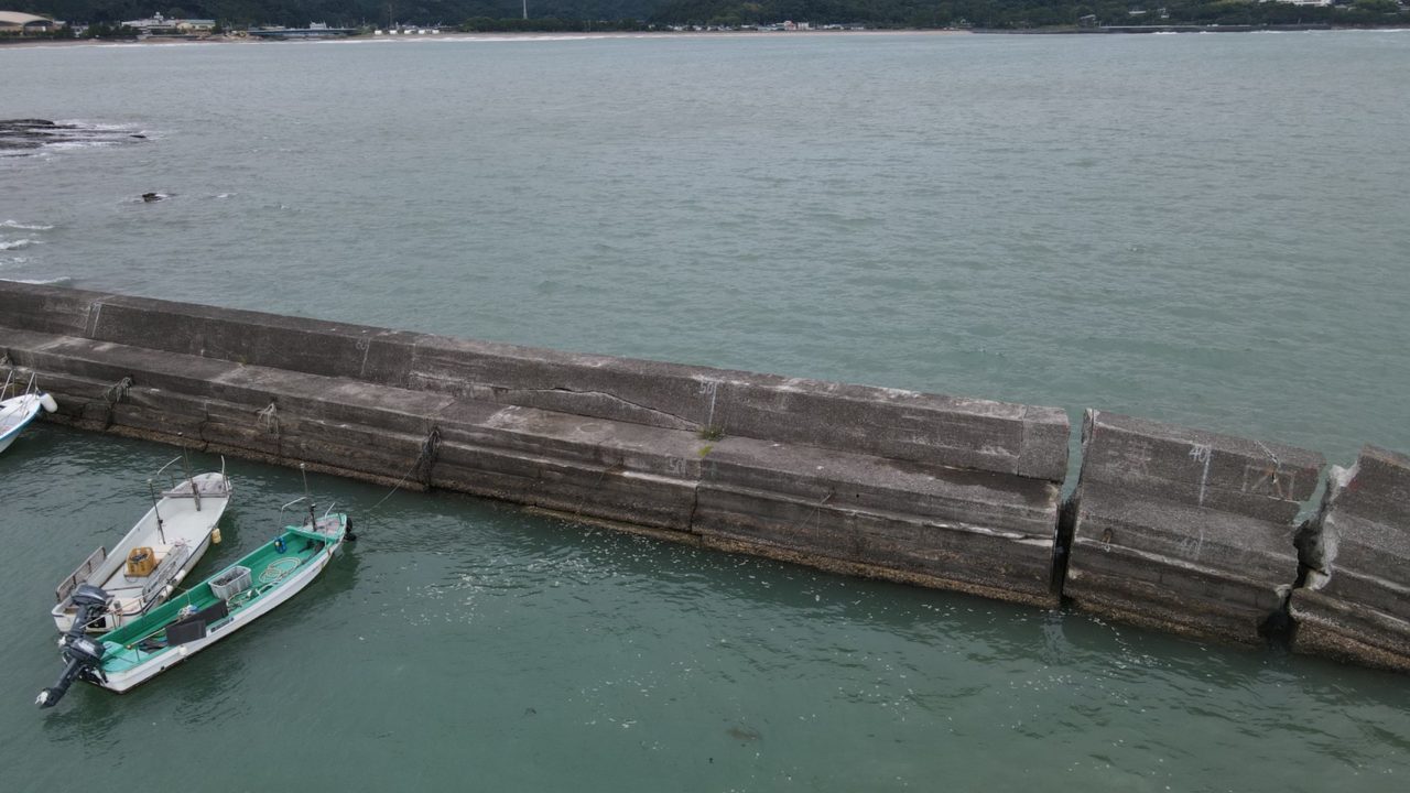 【和歌山県那智勝浦町】『一の滝・熊野カフェ付近』の海釣りガイド（釣れる魚・駐車場・トイレ）｜和歌山釣りwalker