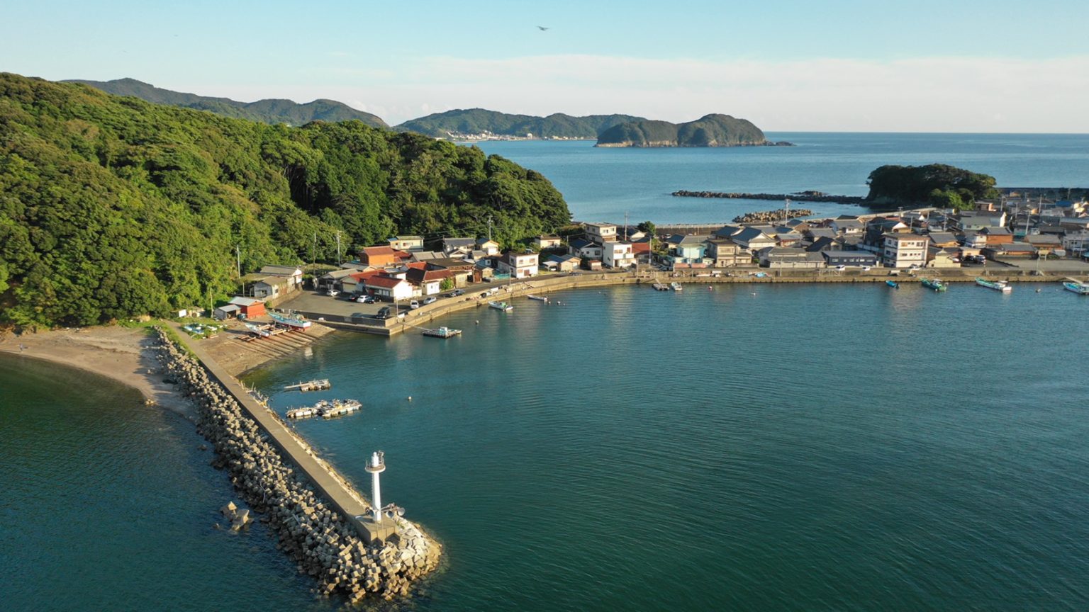 【三重県南伊勢町】『礫浦港|さざらうらこう』の海釣りガイド(釣れる魚・駐車場・トイレ)|東海釣りwalker