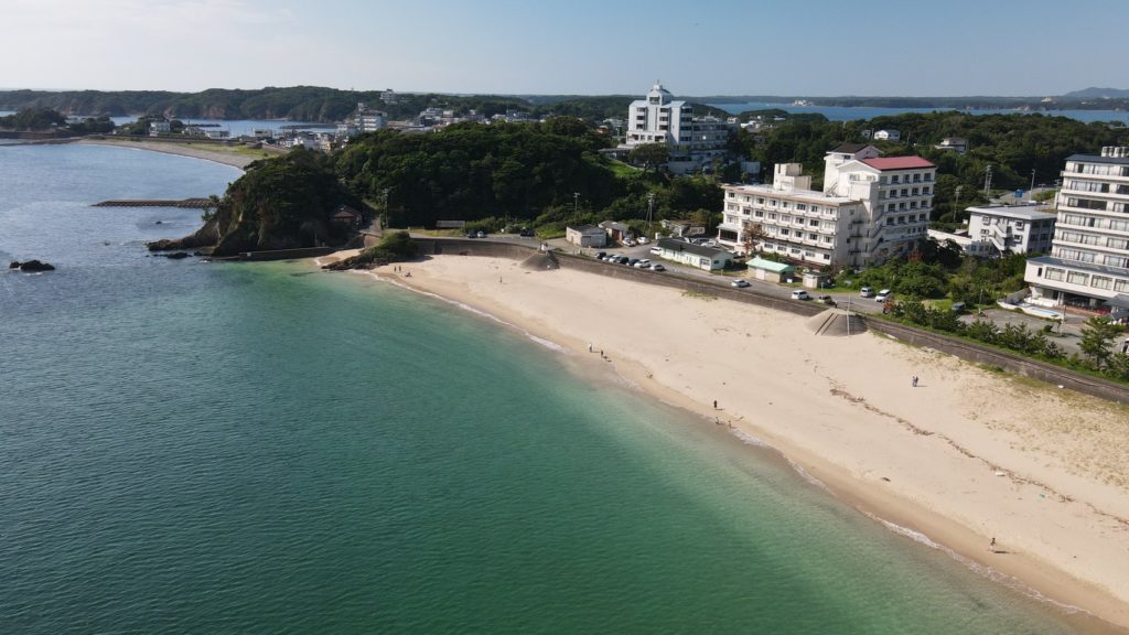【三重県鳥羽市】『千鳥ヶ丘海水浴場』の海釣りガイド(釣れる魚・駐車場・トイレ)|東海釣りwalker