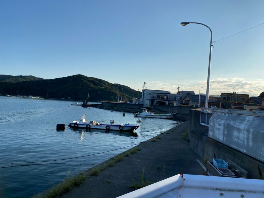 【三重県南伊勢町】『迫間(はざま)郵便局周辺』の海釣りガイド(釣れる魚・駐車場・トイレ)|東海釣りwalker
