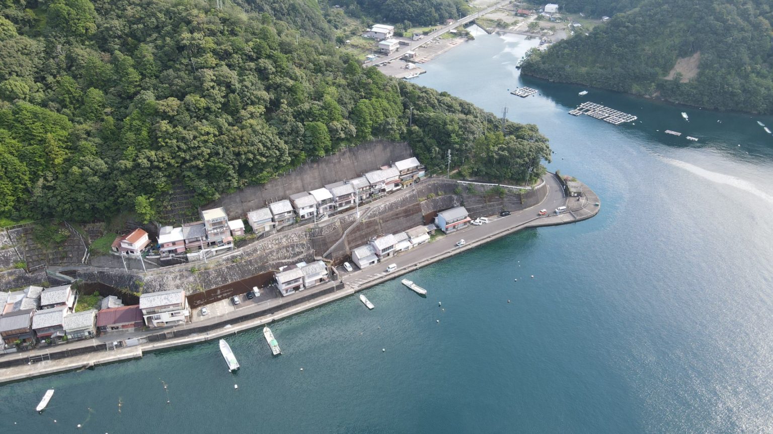 【三重県尾鷲市】『須賀利漁港(すがりぎょこう)』の海釣りガイド(釣れる魚・駐車場・トイレ)|東海釣りwalker